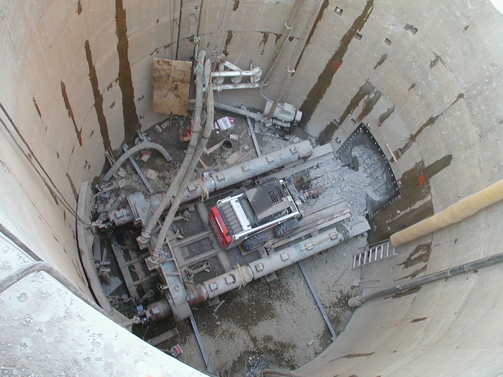 Photo Gallery • Vertical Caissons / Shafts